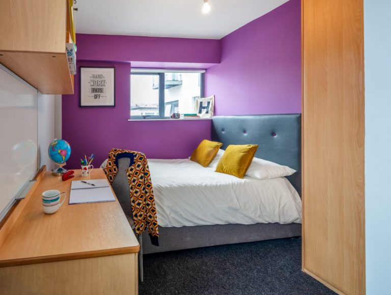 Silver Classic | Hatch Student Living